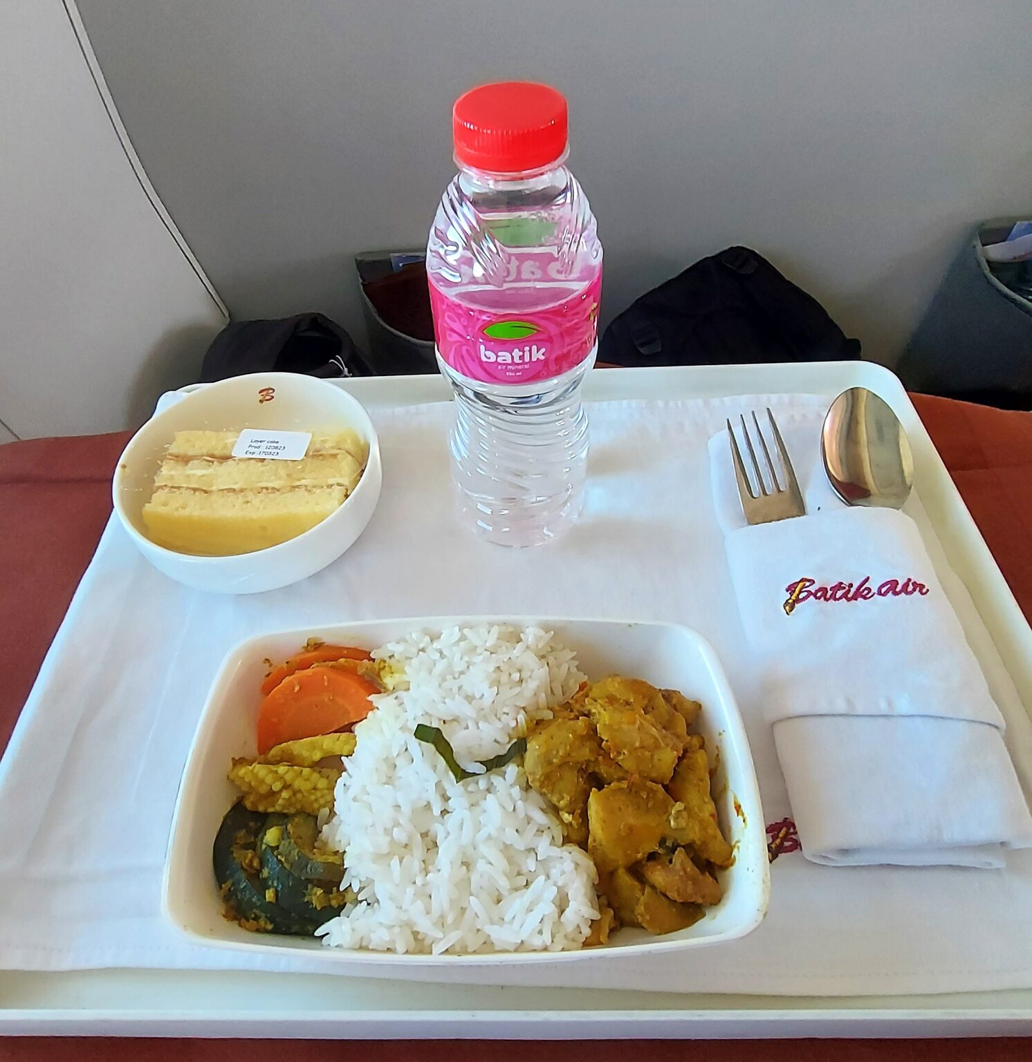 From Singapore to Bali, in Batik Air Business Class | Window Seat Preferred